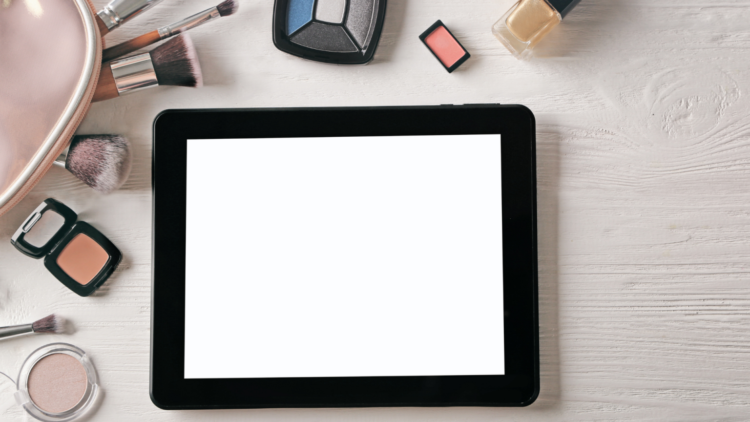 How Artificial Intelligence (AI) Is Transforming Beauty & Cosmetics Retail